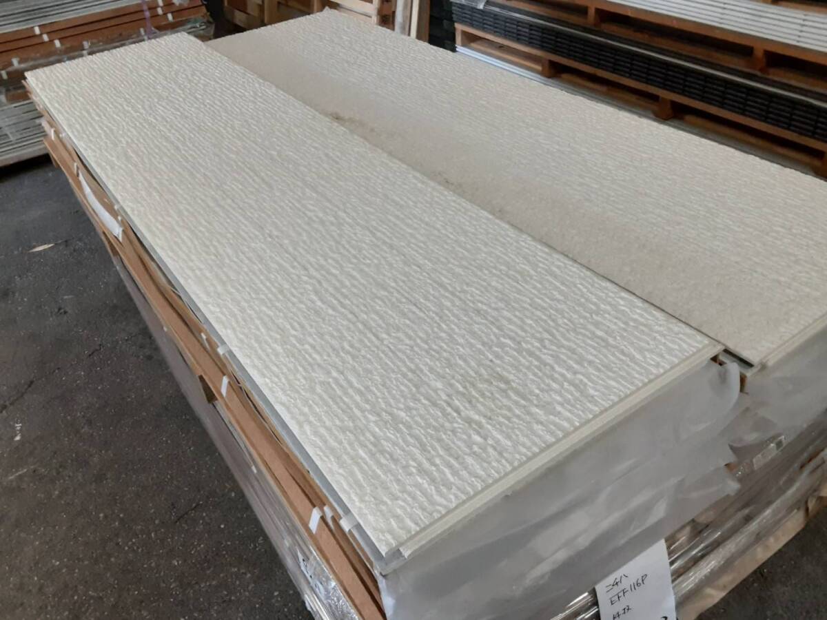 Yahoo!オークション - 【 サイディング 】S217 ニチハ 長さ1820㎜ EFF1...