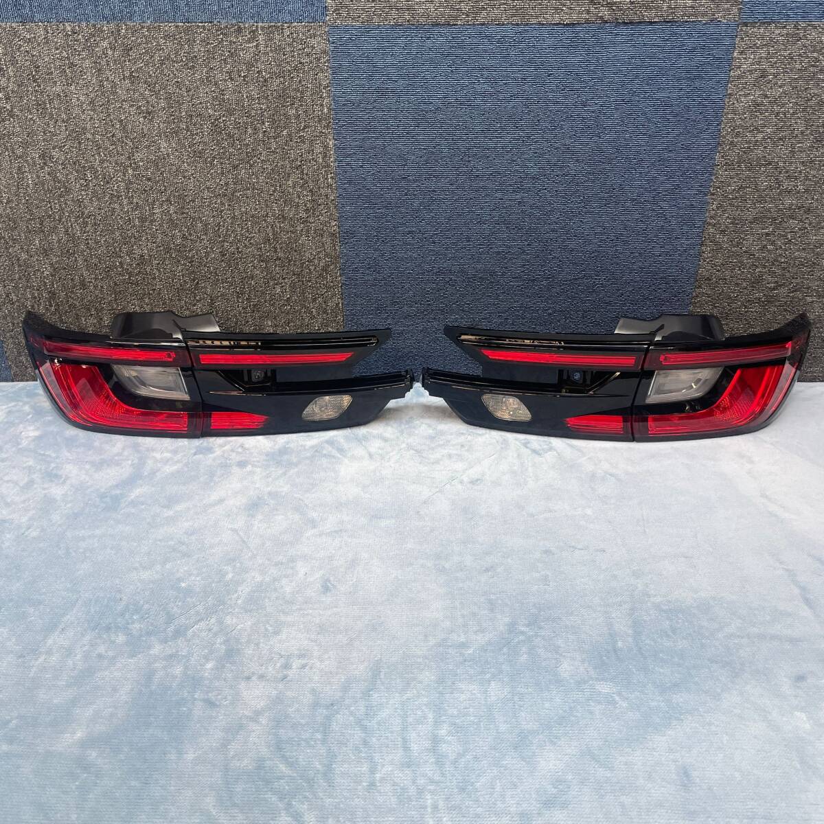 Yahoo!オークション - #4435-21 スバル純正 レヴォーグ VN5 LEDテール...