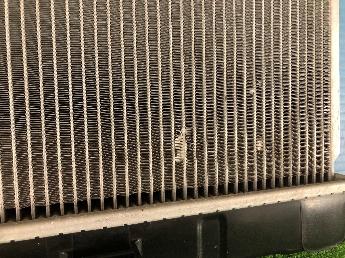 Yahoo!オークション - 5/8 C27 GC27 GFC27 セレナ 純正 ラ...