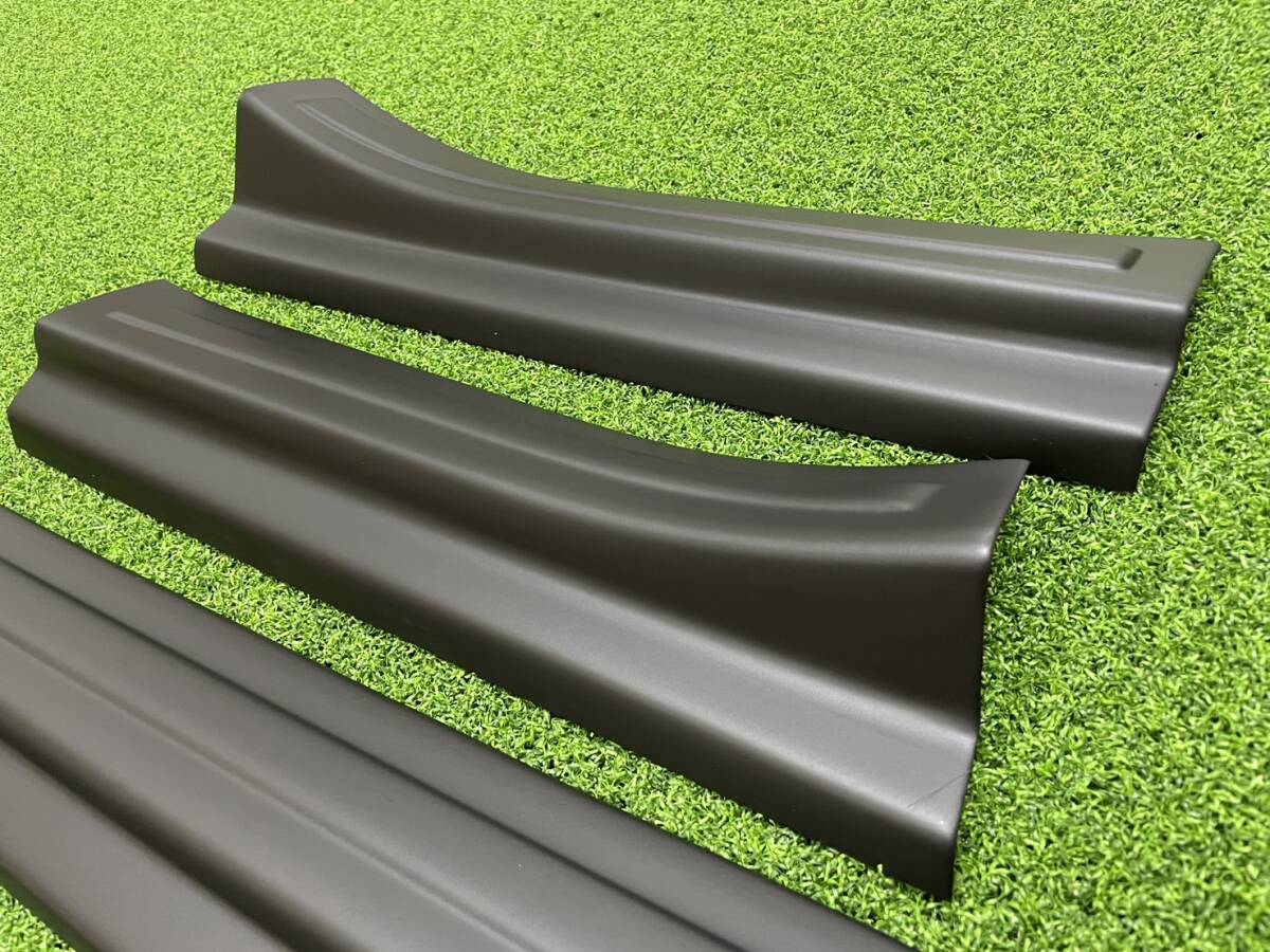 三菱 新型 トライトン スカッフプレート セット キッキングプレート ブラック 黒 LC2T MITSUBISHI TRITON GSR GLS(三菱用)｜売買されたオークション情報 ...