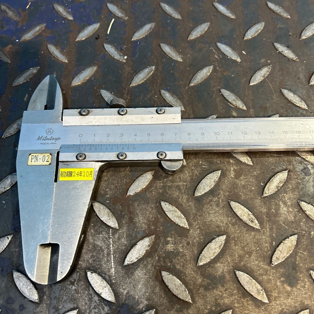 Yahoo!オークション - T695 Mitutoyo ミツトヨ ノギス 60cm 写真判断で...