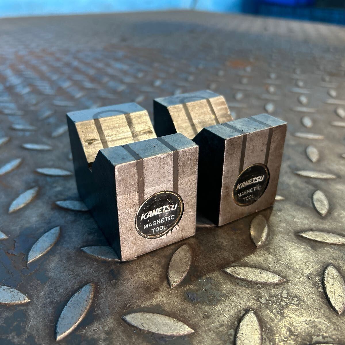 Yahoo!オークション - くT842 KANETSU カネツー マグネットVブロック ...