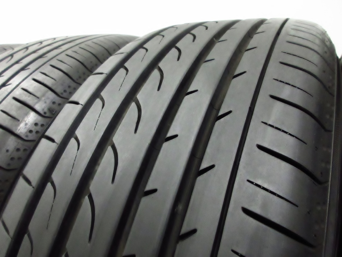 Yahoo!オークション - 走行極少 ヨコハマ ブルーアース RV02 215/60R16...
