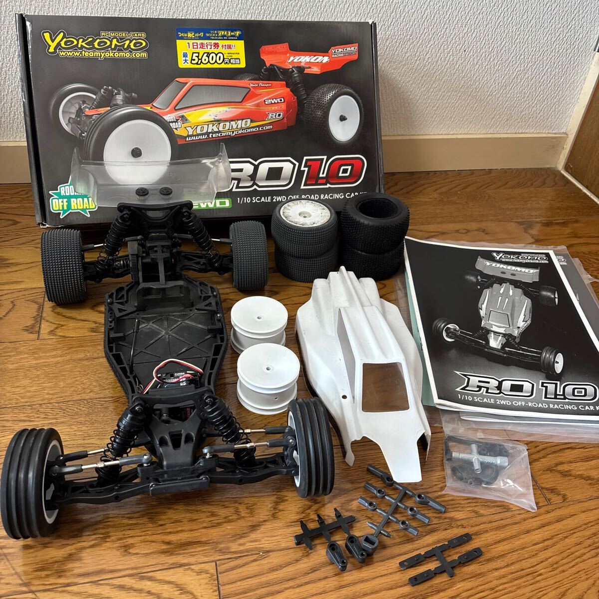 Yahoo!オークション - ヨコモ RO1.0 2WD オフロードカー中古美品 フタ...