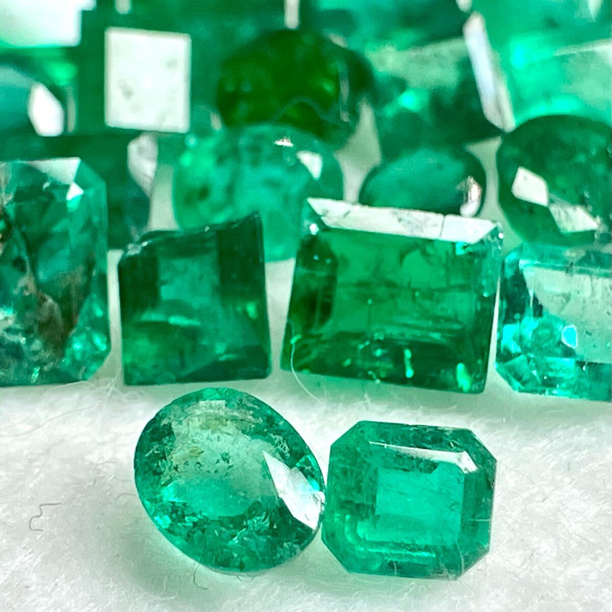 Yahoo!オークション - 1円〜 [天然エメラルドおまとめ20.5ct]m 約4.1...