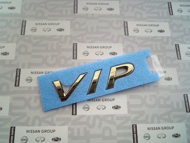 Yahoo!オークション - 日産純正 E52 エルグランド VIP ゴールドエンブ...