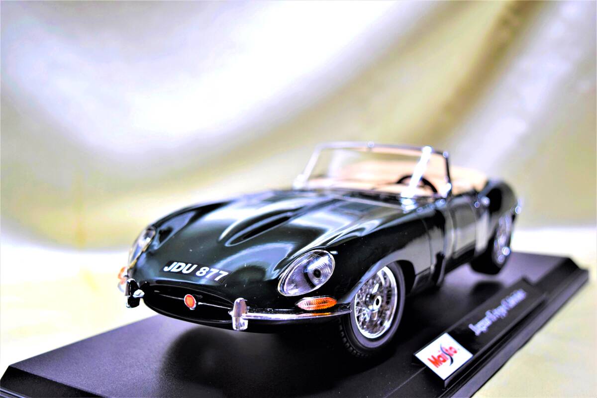 Yahoo!オークション - 新品マイスト1/18 【Maisto】 Jaguer Etype Cabr...