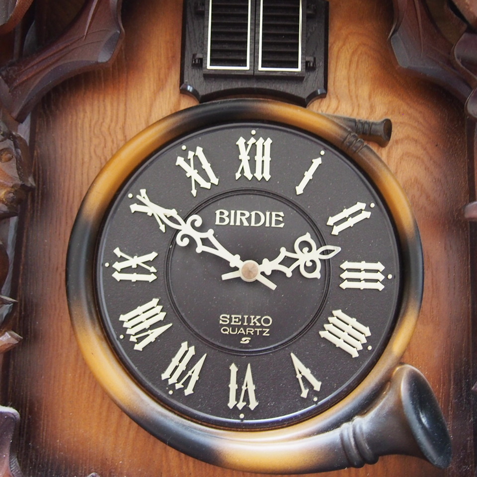Yahoo!オークション - SEIKO BIRDIE 木製 鳩時計 掛け時計 不動品