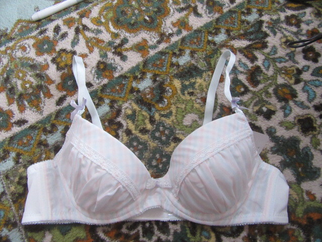 Yahoo!オークション - 新品㈱ディノスセシール製ブラジャーA65肩紐リボ...