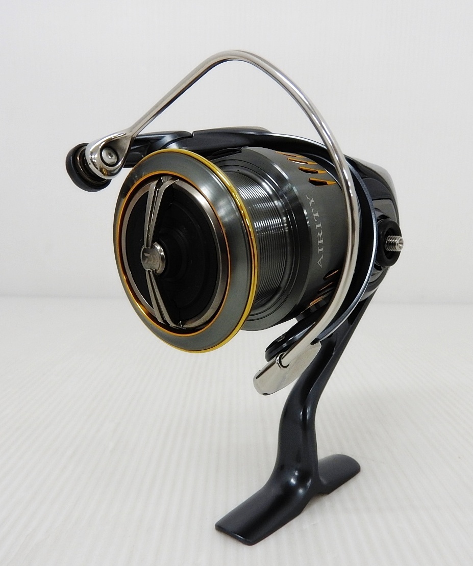 Yahoo!オークション - 【美品】ダイワ 23 エアリティ PC LT 3000 DAIWA...