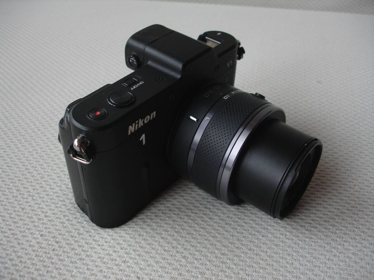 Yahoo!オークション - Nikon1 V1 Wズームレンズセット 10-30mm 30-1...