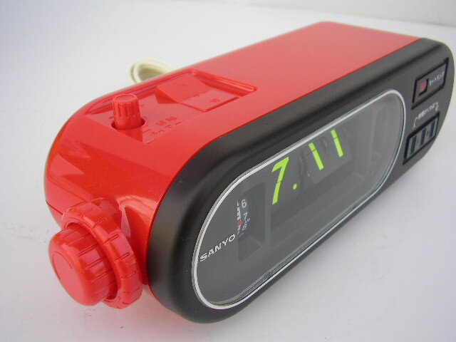 Yahoo!オークション - 未使用 サンヨー SANYO T-101 パタパタ時計 レ...