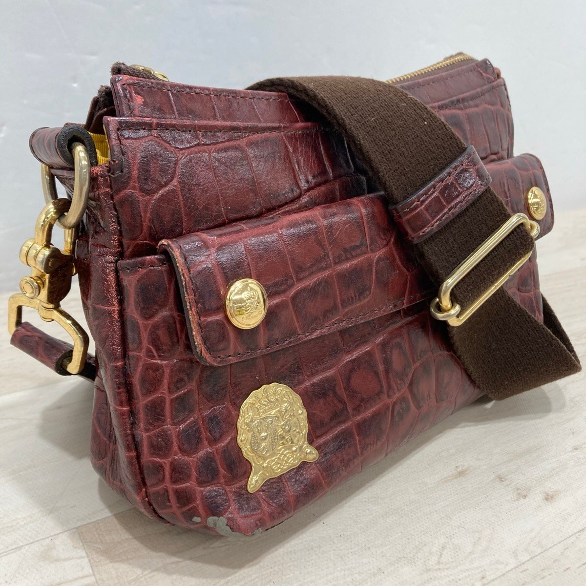 Yahoo!オークション - ADMJ エーディーエムジェイ クロコ クロスボディ...