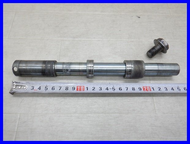 Yahoo!オークション - A338 CB1300SF SC40 フロントアクスルシャフト ...