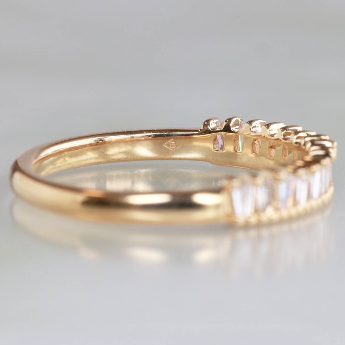 Yahoo!オークション - K18 ベルシオラ ダイヤモンド 0.30ct リング バ...