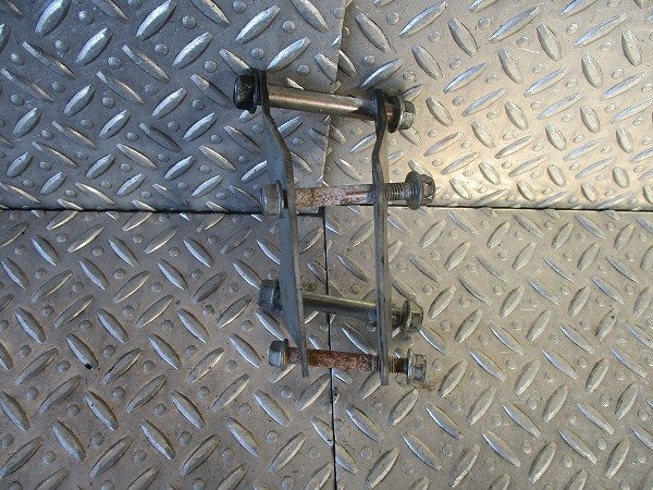 Yahoo!オークション - B41-10 KLX125 エンジンハンガー