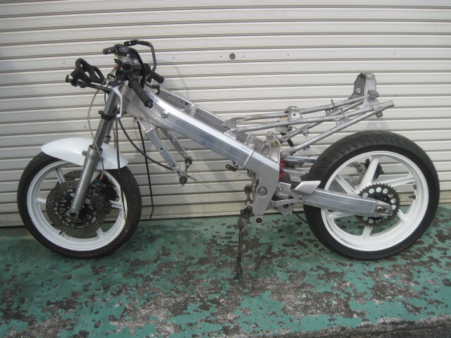 Yahoo!オークション - ホンダ NSR250R[KV3/MC18] エンジンレス車体 登...