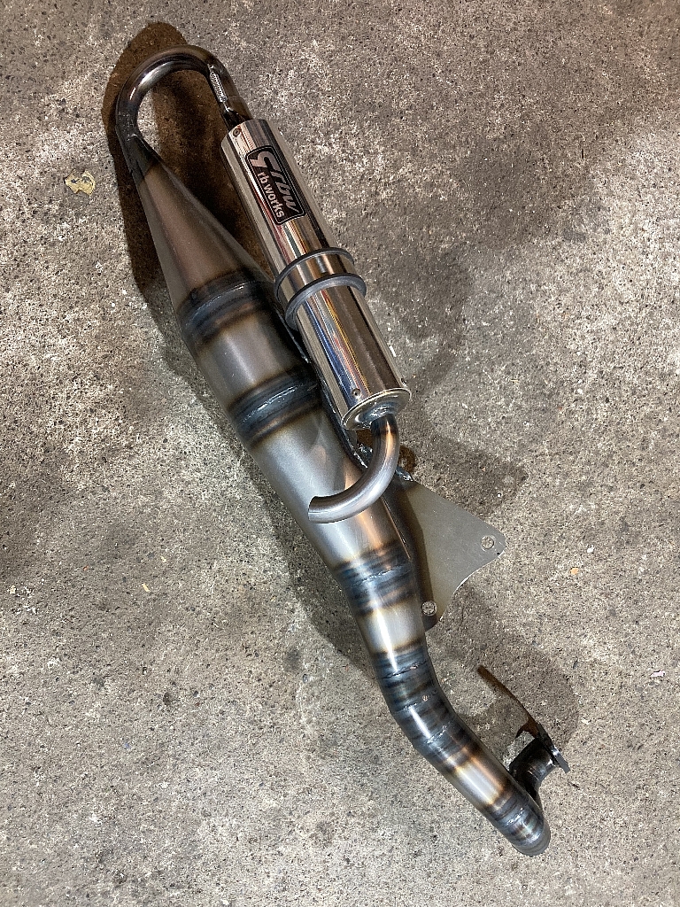 Yahoo!オークション - 中古美品 アドレスV100 CE11A CE13A rb-works ユ...