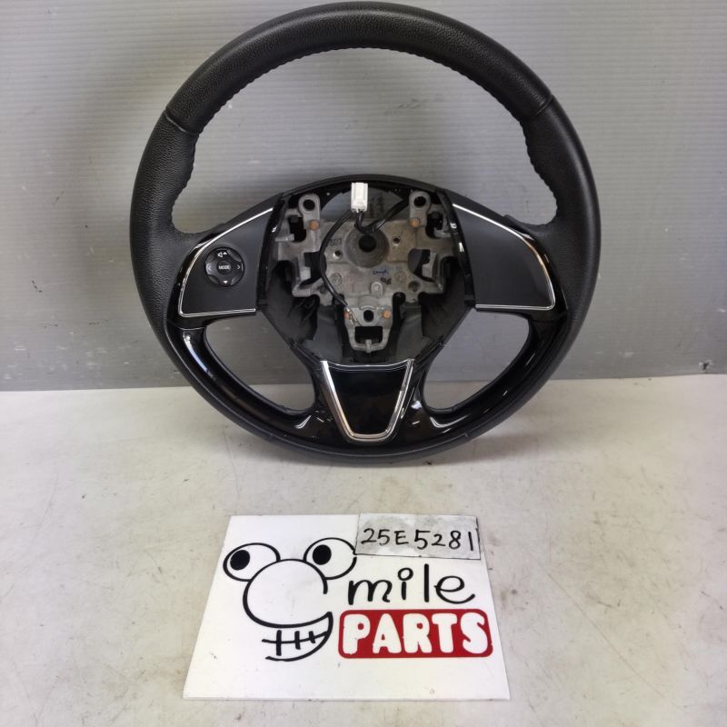 Yahoo!オークション - B21A デイズルークス 純正 ステアリングホイ...