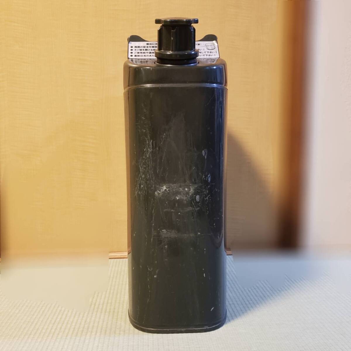 Yahoo!オークション - 高品質ガゾリン携行缶 20リットル KS-20Z 小林物...