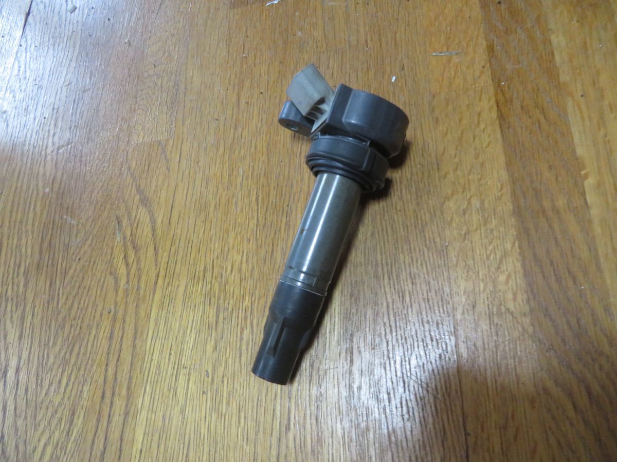 Yahoo!オークション - 後期Z01 4ピン 純正 ムーヴ L150S L160S イグニ...