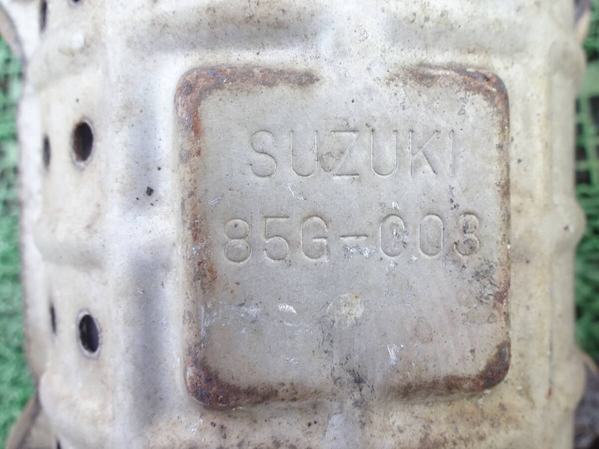 Yahoo!オークション - 1円完全売り切り 純正 85G-C03 85G-C08 触媒 キ...