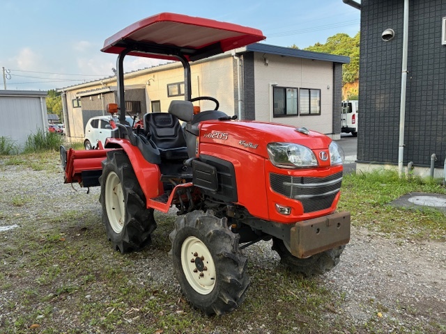 Yahoo!オークション - 【鹿児島発 最落無 売切 】クボタ トラクター KB...