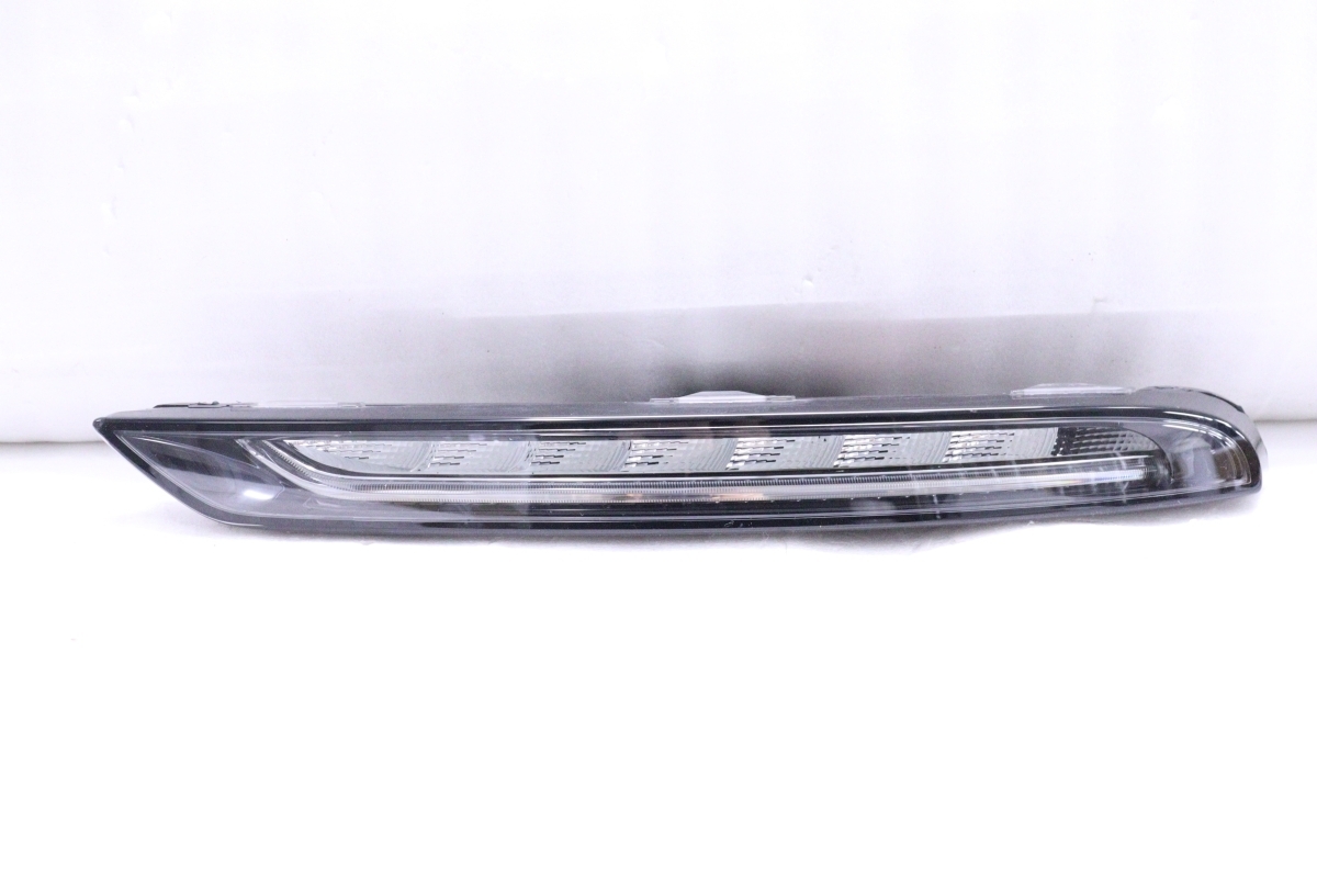 Yahoo!オークション - 55-467 美品 LED 95B ポルシェ マカン 左ウィン...