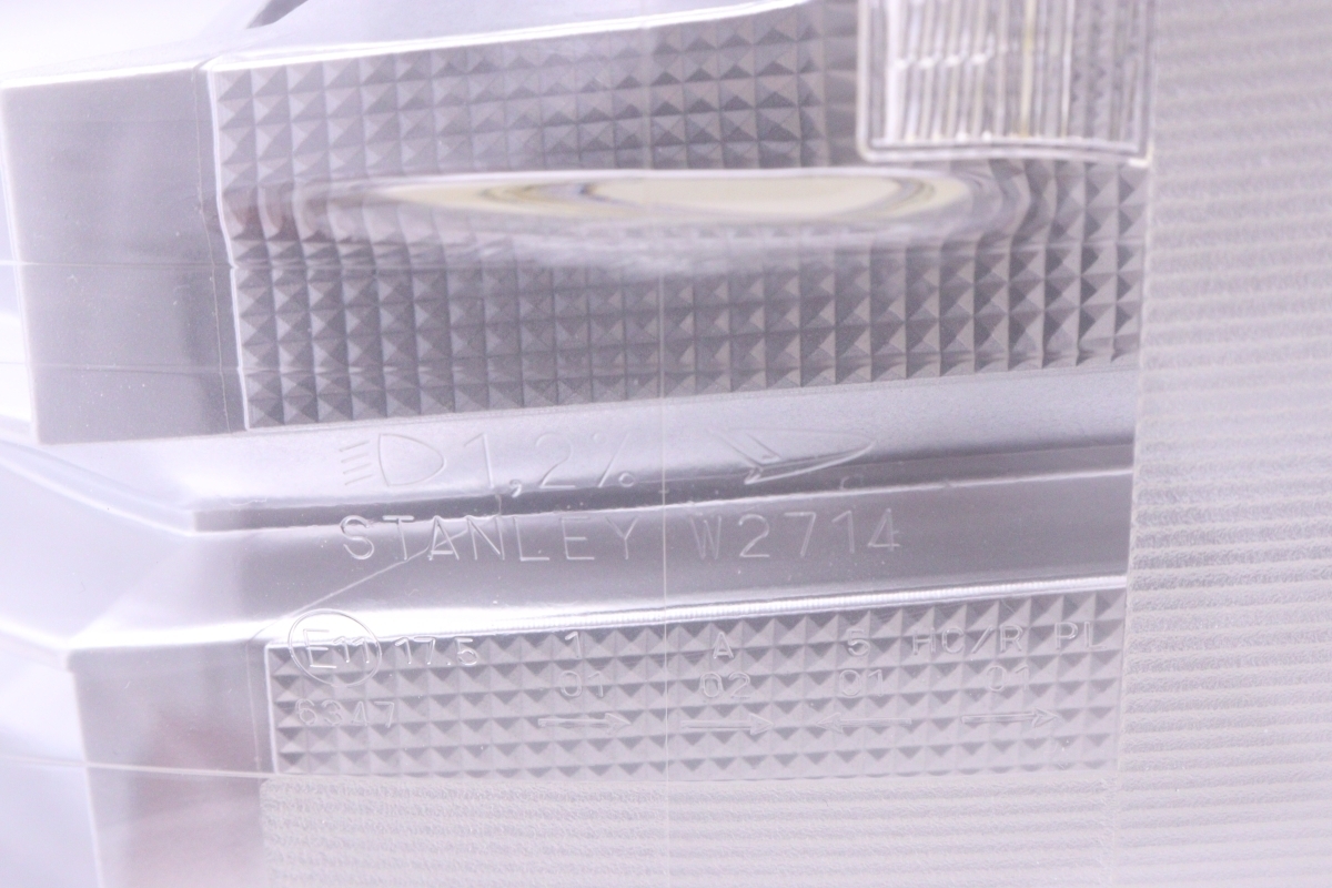 Yahoo!オークション - 55-1573 前期 ハロゲン S500P ハイゼットトラッ...