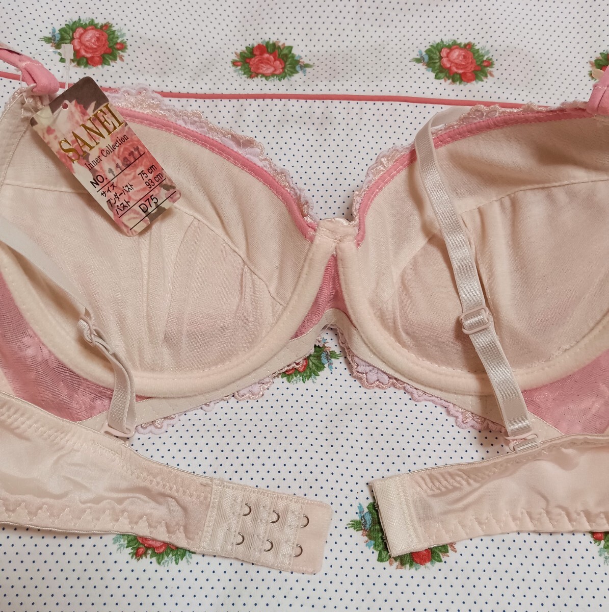 Yahoo!オークション - 【Sanei】 D75ブラ＆ショ―ツ Lサイズ 新品タグ...