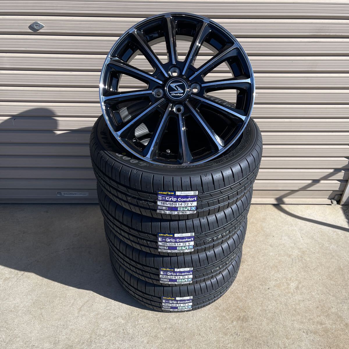 Yahoo!オークション - ストラテジーK102 グッドイヤー165/55R14 Eグリ...