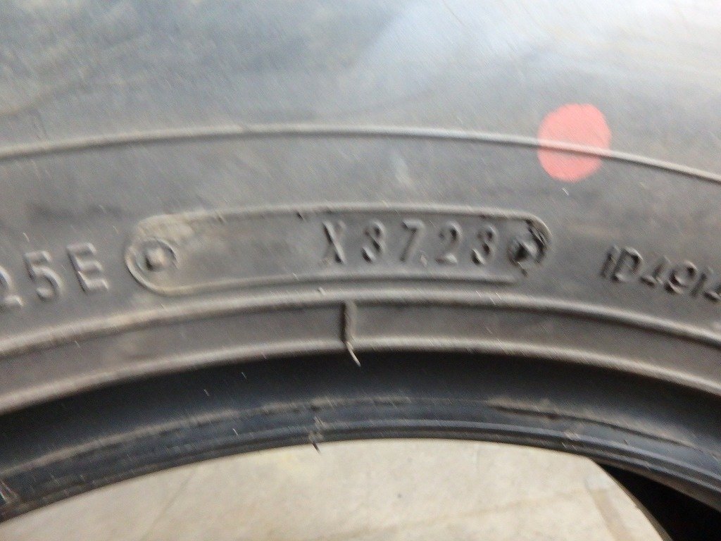 Yahoo!オークション - N169 バリ溝 送料無料【205/75R16 113/111】ダン...