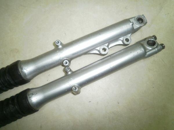 Yahoo!オークション - HR9654 クラブマン250 フロントフォーク左右 MC1...