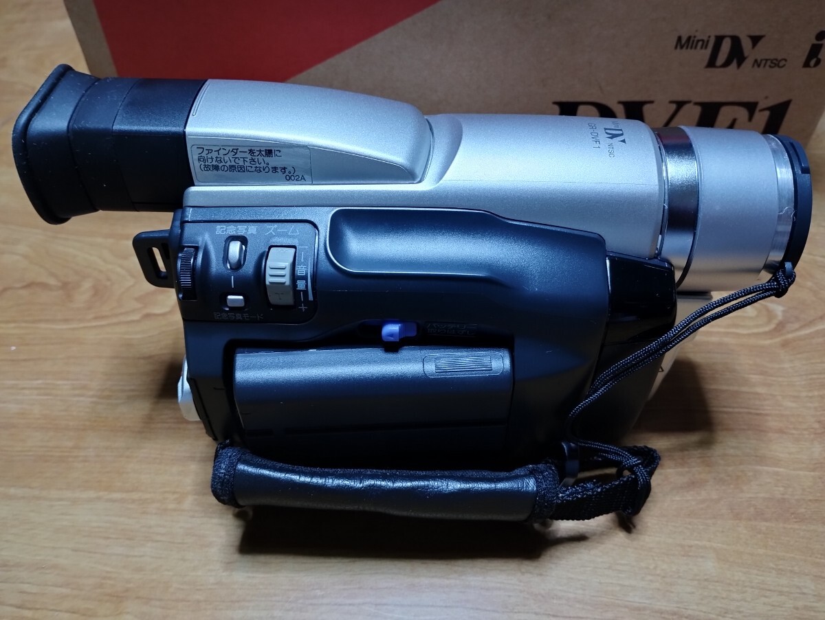 Yahoo!オークション - ビクター Victor GR-DVF1 DIGITAL VIDEO MOVIE ...