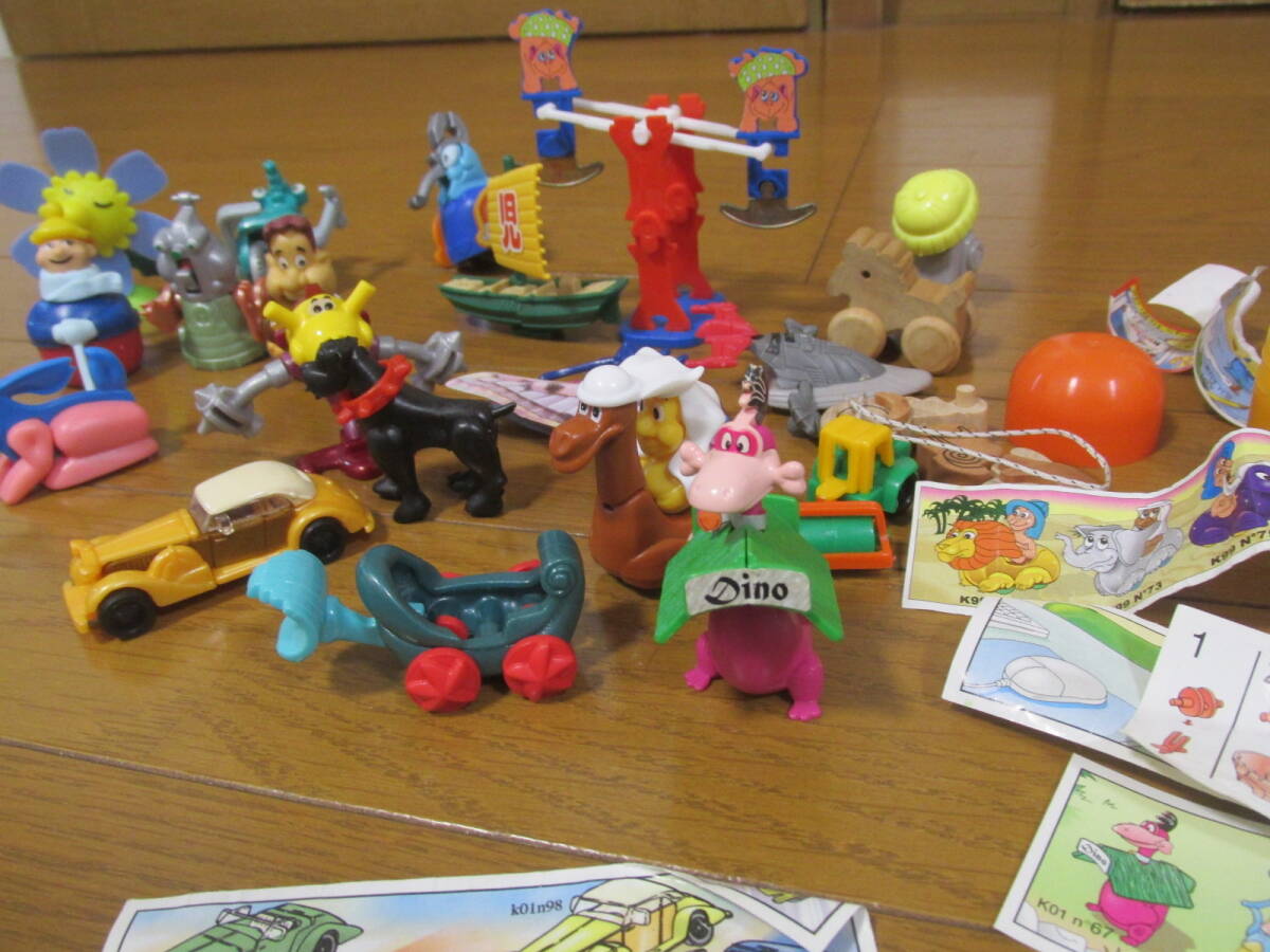 Yahoo!オークション - キンダーサプライズ Kinder Surprise ミニフィ...