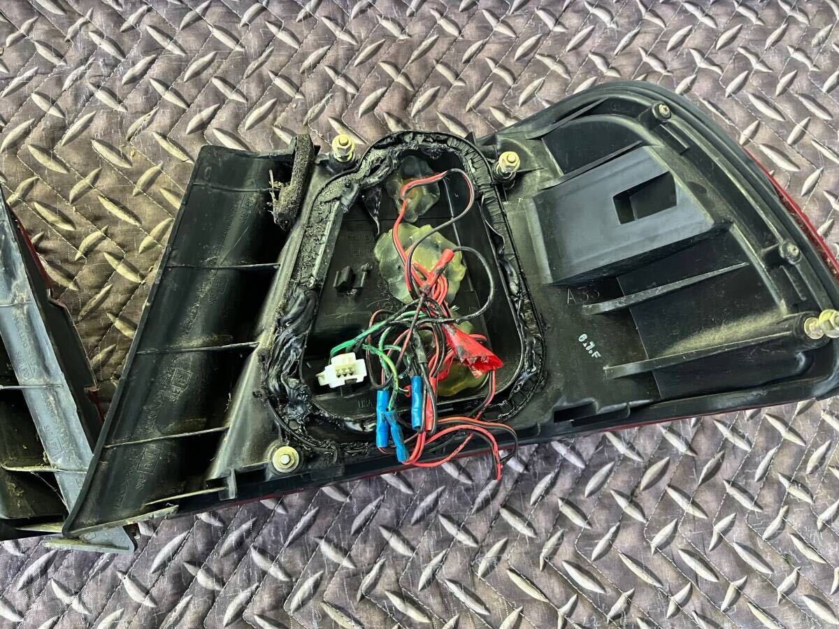 Yahoo!オークション - y33シーマ フルLEDテール 加工テールランプ 点灯...