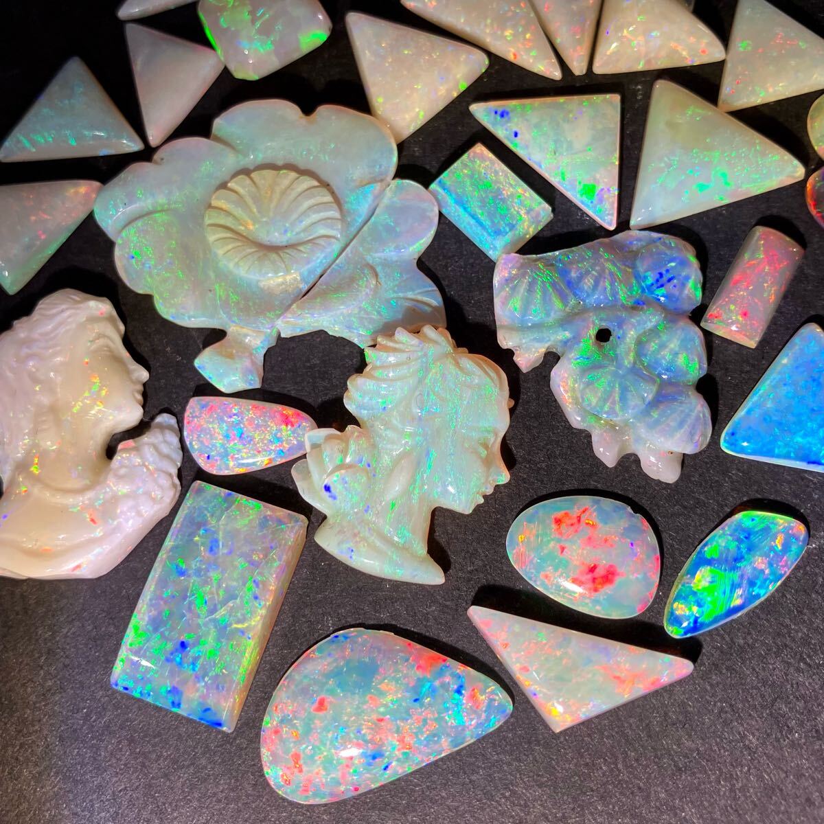 Yahoo!オークション - 1円〜 変形 遊色効果 〔天然オパールおまとめ129...