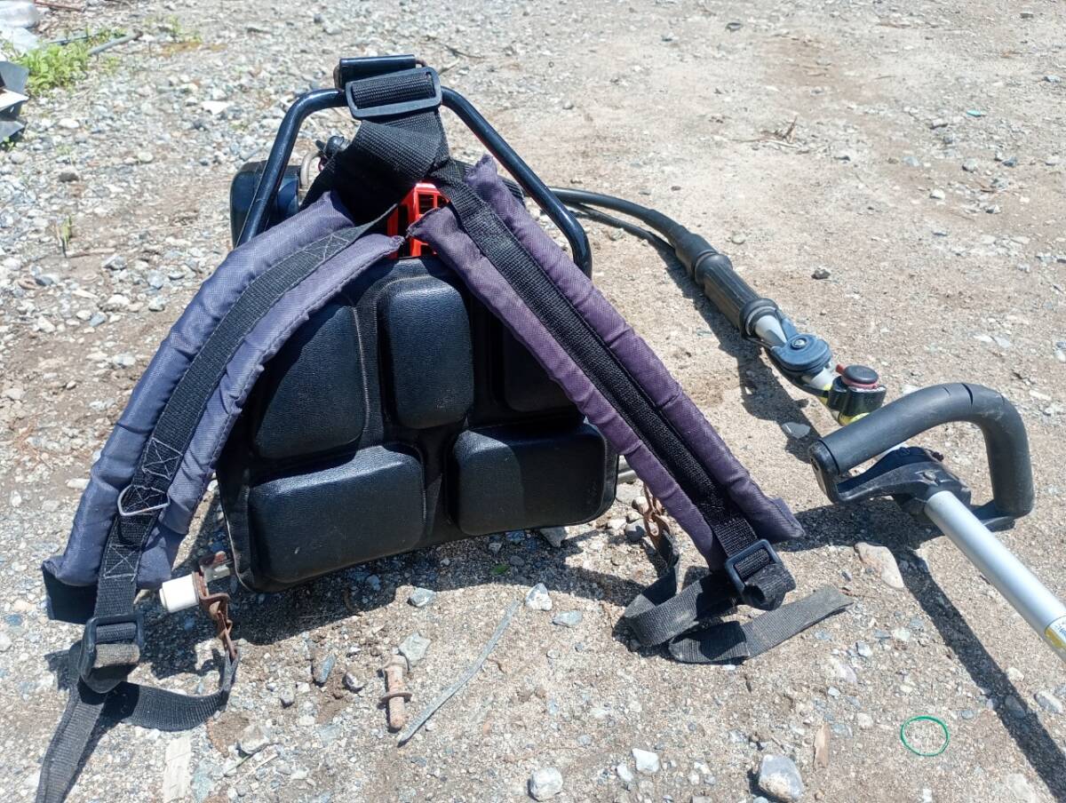 1円 共立 背負い式 草刈機 RME260A 刈払機 26cc iスタート プロ用(本体)｜売買されたオークション情報、yahooの商品情報をアーカイブ公開 - オークファン（aucfan.com）