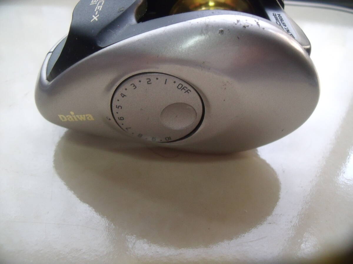 Yahoo!オークション - ダイワ トライフォースX 153i 中古
