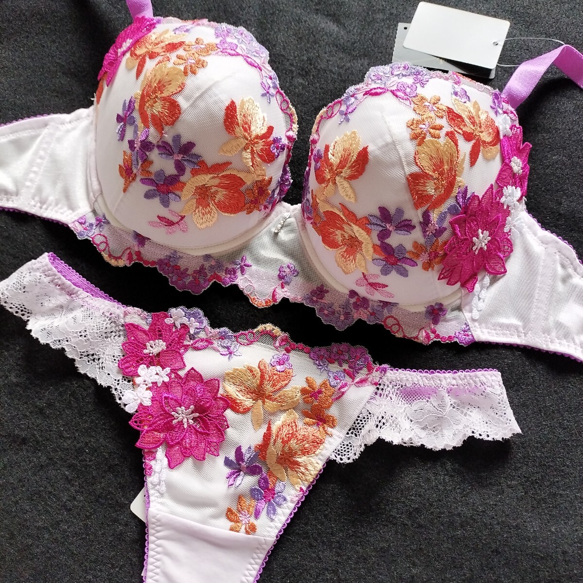 Yahoo!オークション - wacoal サルート 81 ブラ ソングセット F80 Lサ...