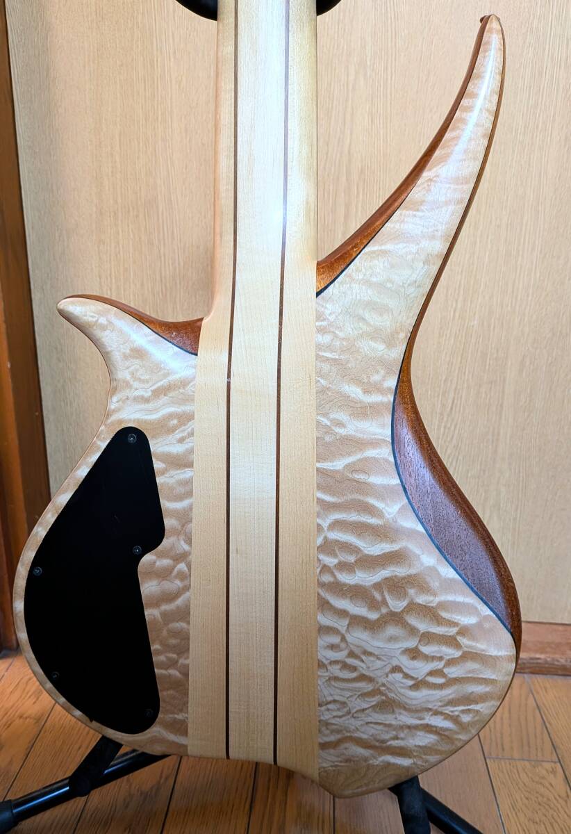 Yahoo!オークション - TUNE TWB-5 5弦ベース キルトメイプル