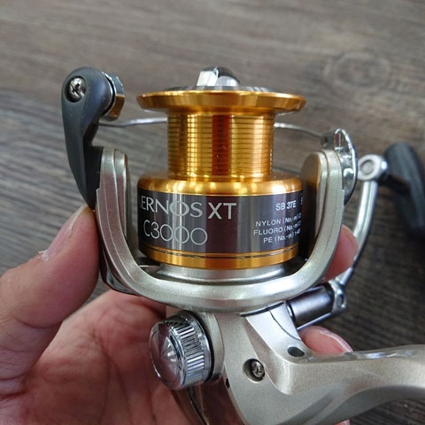 Yahoo!オークション - シマノ 17サハラ C3000 12エアノスXT C3000/4000...