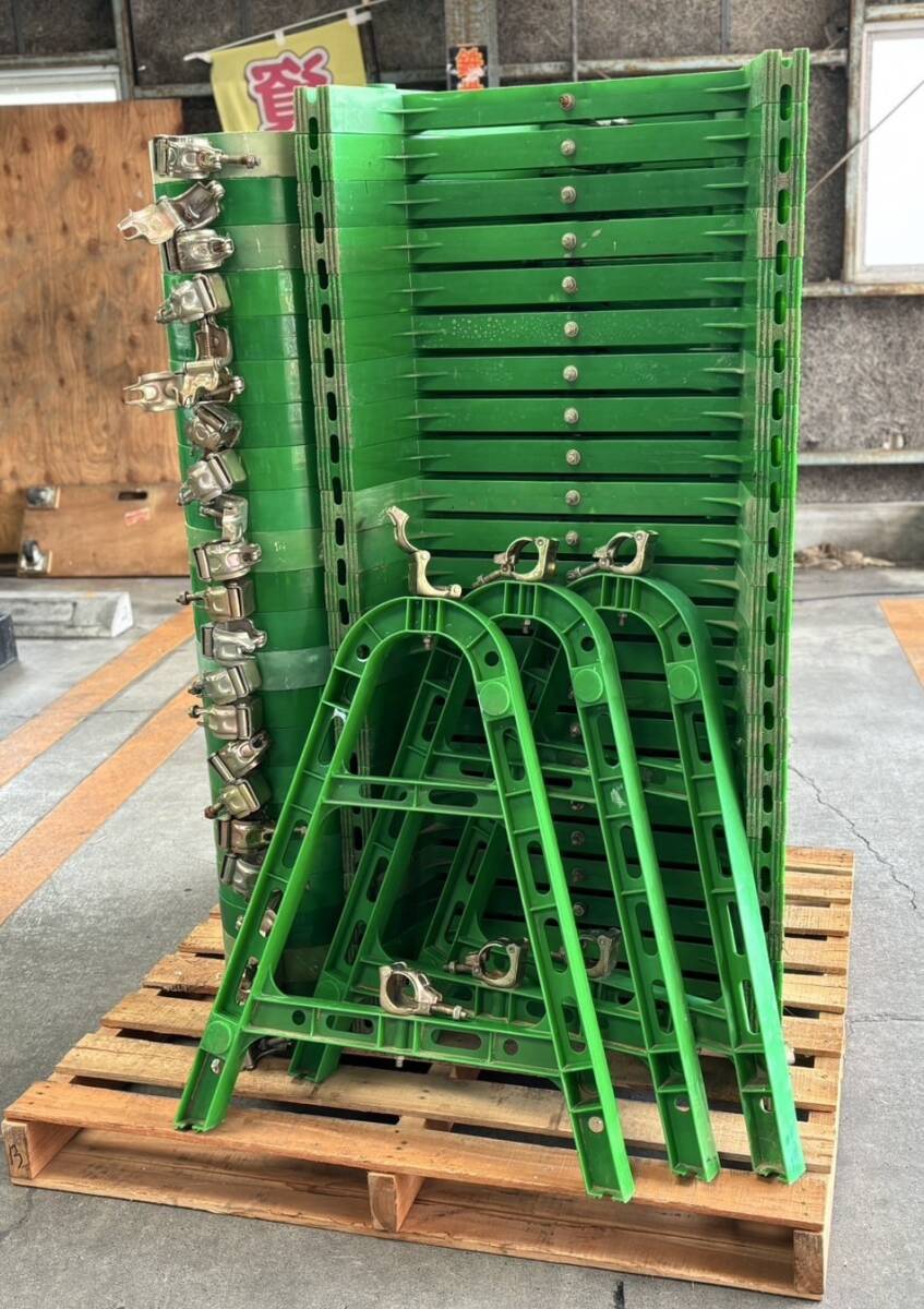 Yahoo!オークション - 50点セット 単管バリケード A型バリケード 足場 ...