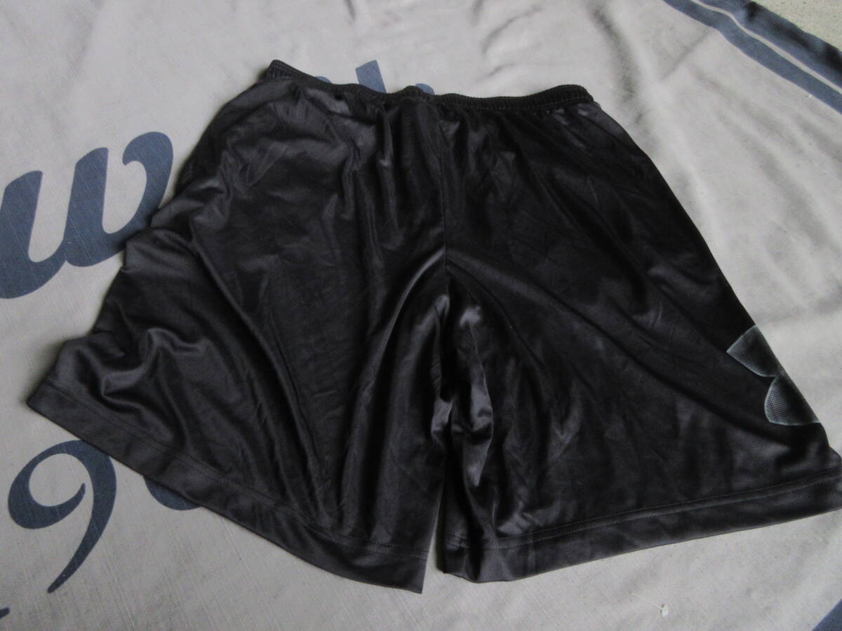 Yahoo!オークション - UNDER ARMOUR ハーフパンツ サイズ2XL C-11