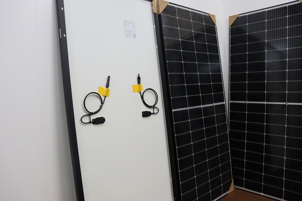 Yahoo!オークション - 【引取限定】新品 J106 LOOOP/ループ 太陽光パネ...