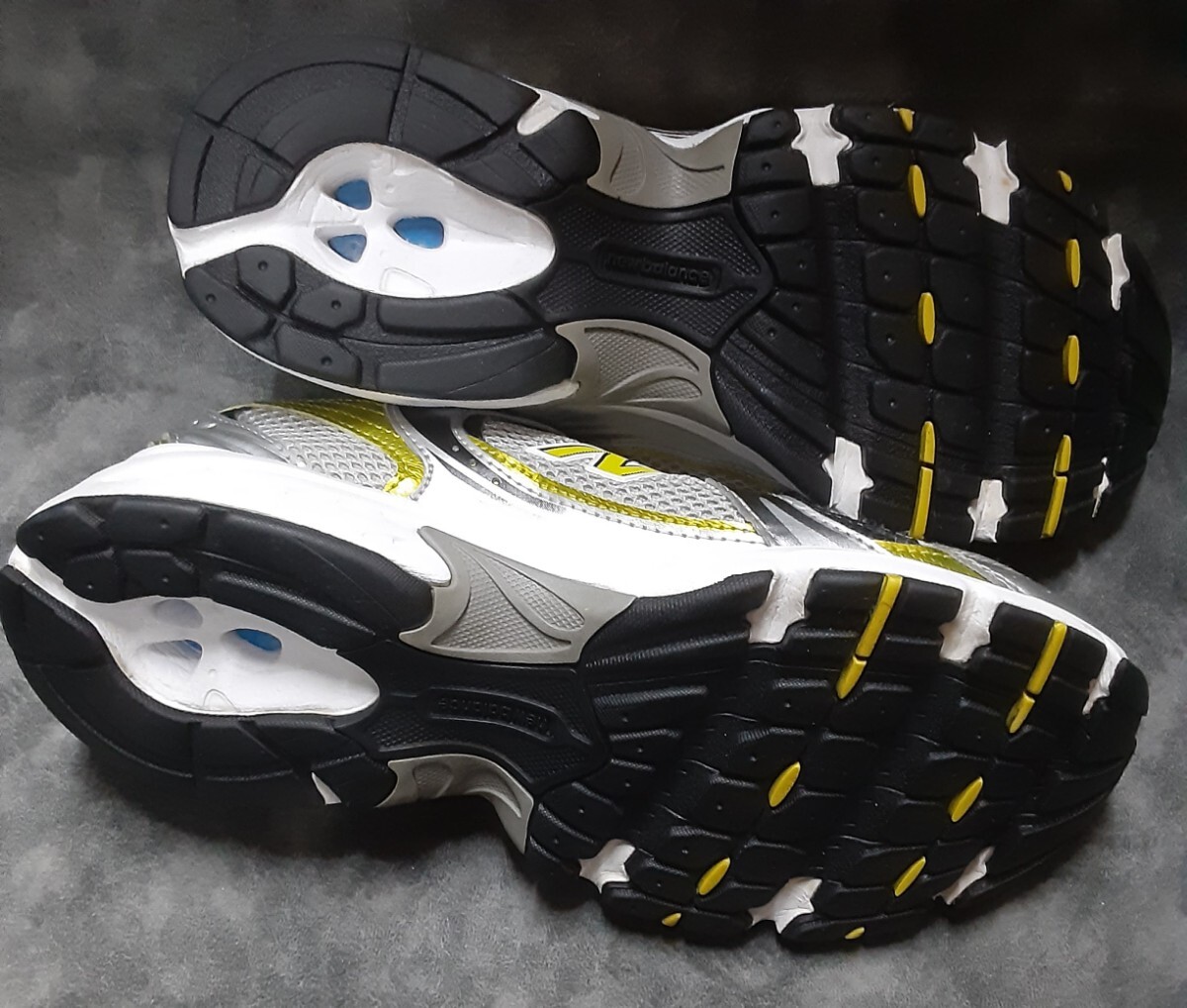 Yahoo!オークション - 最値 定12980円 00's復刻 テクノランニング 希少...