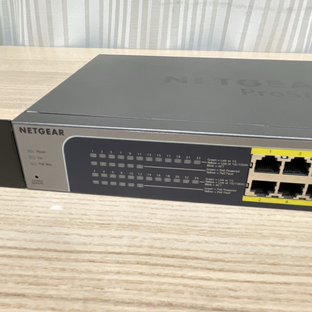 Yahoo!オークション - E836 NETGEAR JGS524PE 24ポート スイッチングハ...