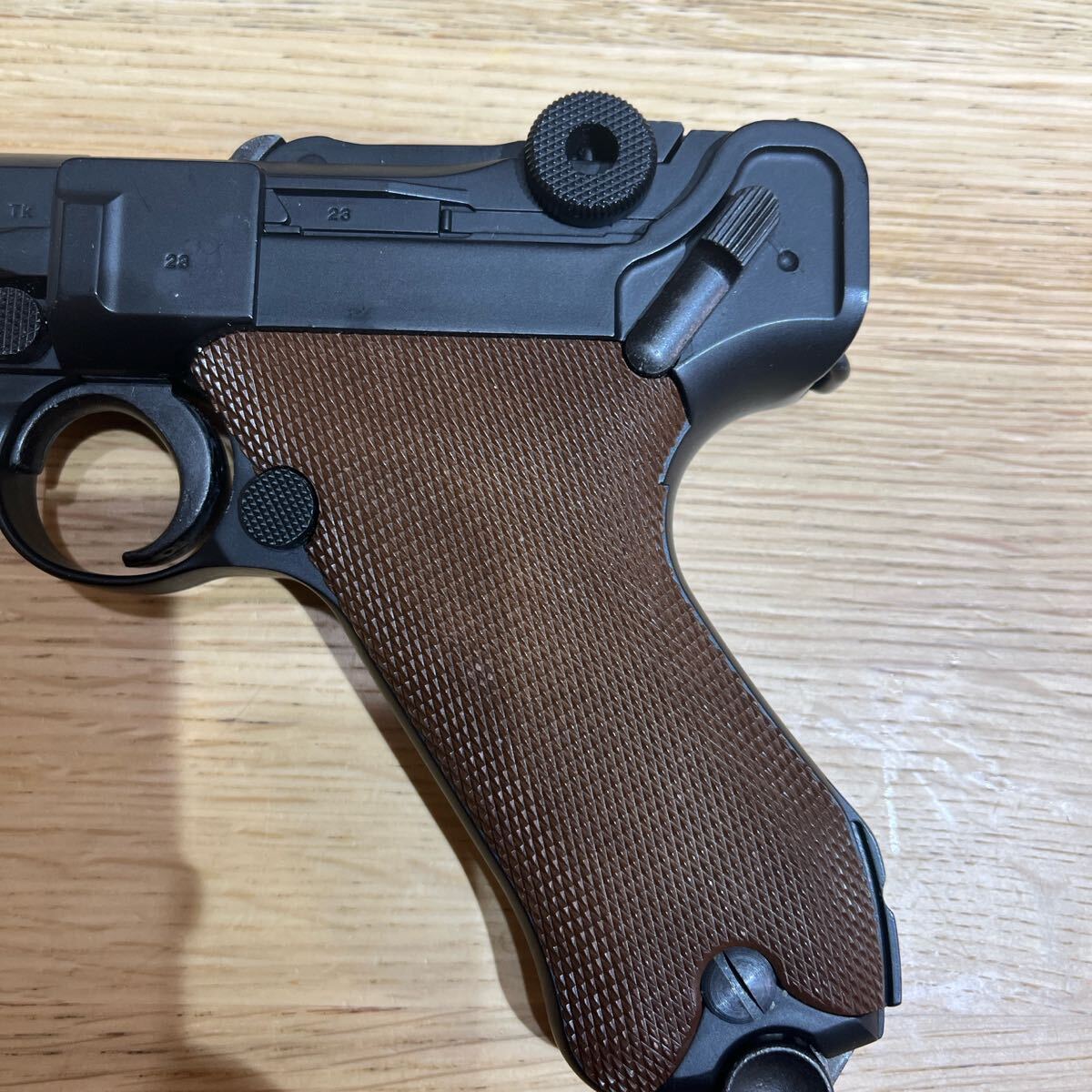 Yahoo!オークション - MGC ルガーP08 モデルガン