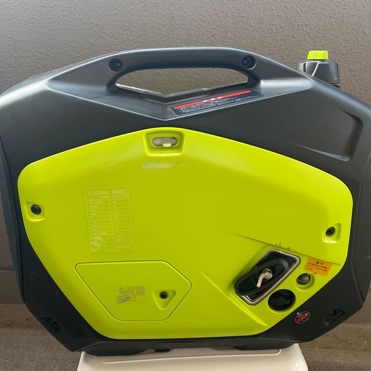 Yahoo!オークション - インバーター発電機GS2200i 1.8kvA 発電機 ガソ...