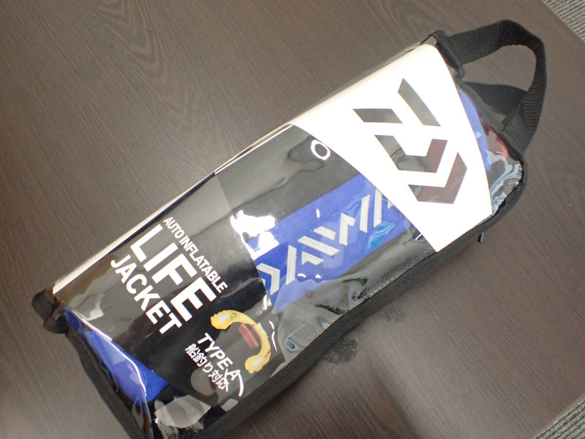 Yahoo!オークション - ダイワ DF-2220 自動膨張式ライフジャケット ブ...